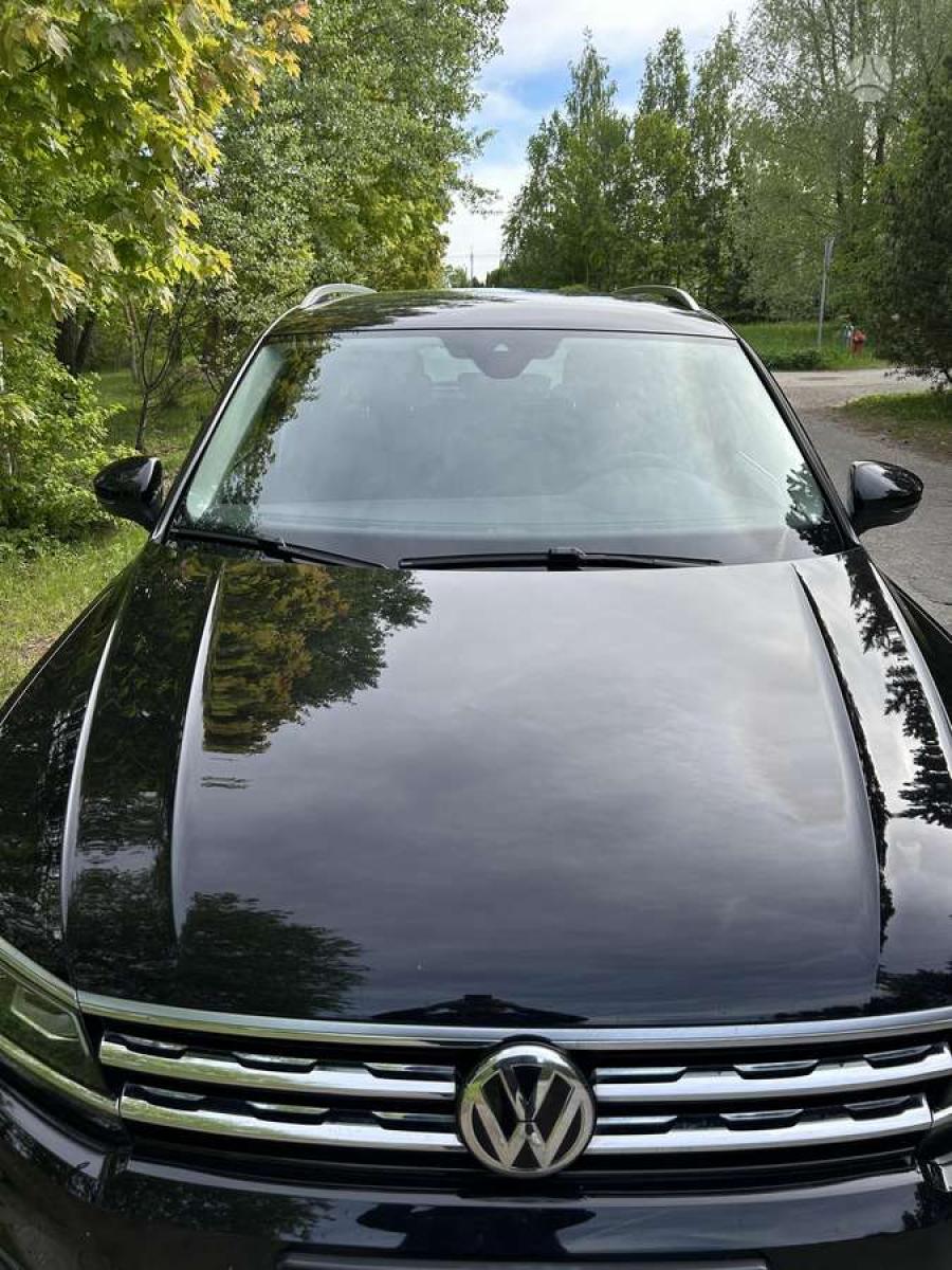 Melns Volkswagen Tiguan 2018 Joniškis, ar dzinēja tilpumu 1.97 L un nobraukumu 76 tūkst. km par 20990 €, foto 12 vietnē AUTOMOTO.COM.LV