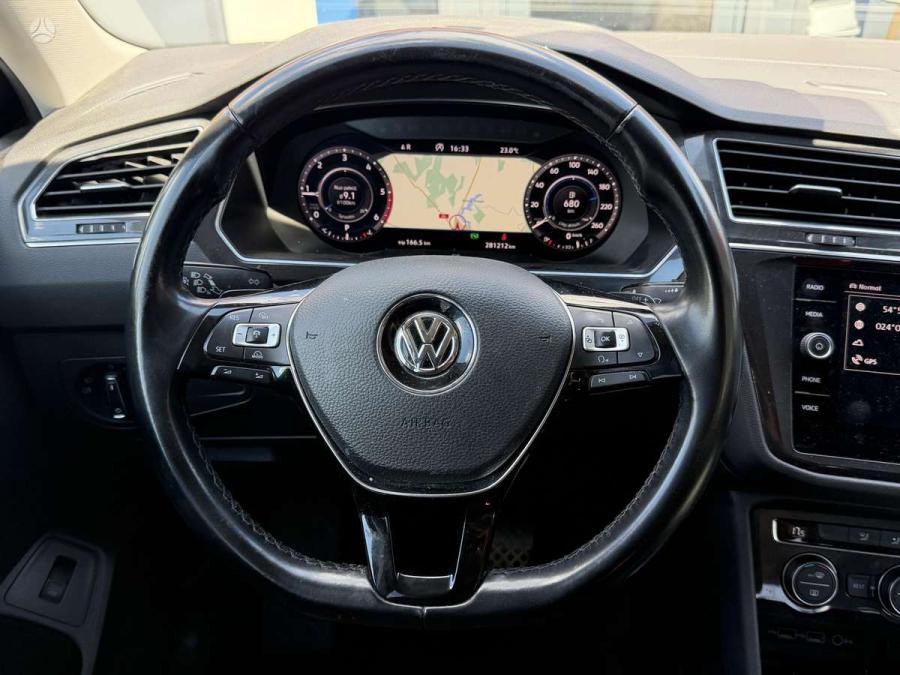 Melns Volkswagen Tiguan 2018 Kauņa, ar dzinēja tilpumu 2.00 L un nobraukumu 281 tūkst. km par 14950 €, foto 20 vietnē AUTOMOTO.COM.LV