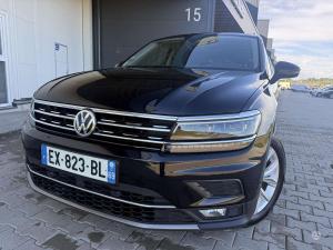 Melns Volkswagen Tiguan 2018 Viļņa, ar dzinēja tilpumu 1.97 L un nobraukumu 266 tūkst. km par 14500 €, foto 1 vietnē AUTOMOTO.COM.LV