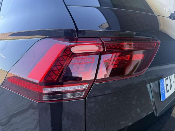 Melns Volkswagen Tiguan 2018 Viļņa, ar dzinēja tilpumu 1.97 L un nobraukumu 266 tūkst. km par 14500 €, foto 7 vietnē AUTOMOTO.COM.LV
