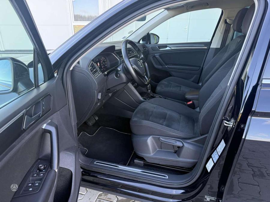 Melns Volkswagen Tiguan 2018 Viļņa, ar dzinēja tilpumu 1.97 L un nobraukumu 266 tūkst. km par 14500 €, foto 19 vietnē AUTOMOTO.COM.LV
