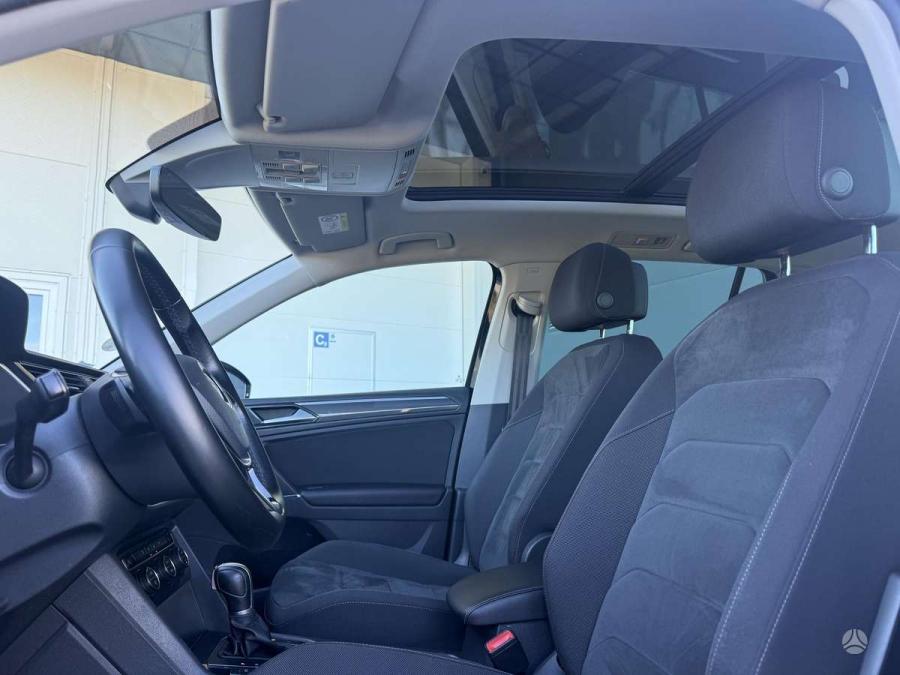 Melns Volkswagen Tiguan 2018 Viļņa, ar dzinēja tilpumu 1.97 L un nobraukumu 266 tūkst. km par 14500 €, foto 21 vietnē AUTOMOTO.COM.LV