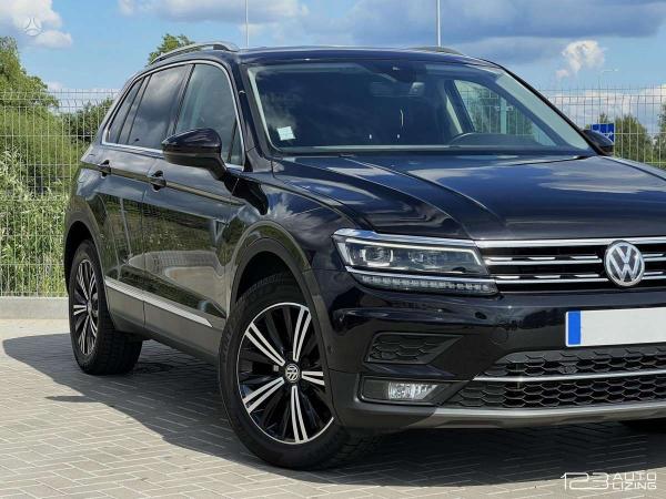 Black Volkswagen Tiguan 2018 in Taurage, with an engine capacity of 2.00 L and mileage of 138 thousand km for 17990 €, photo 7 on AUTOMOTO.COM.LV