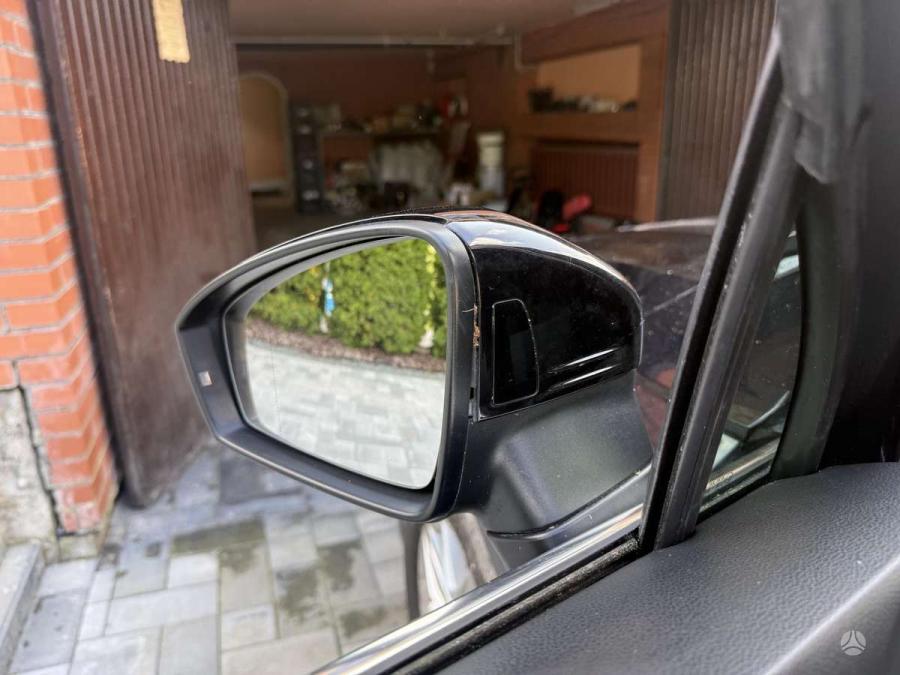 Melns Volkswagen Tiguan 2018 Joniškis, ar dzinēja tilpumu 1.97 L un nobraukumu 198 tūkst. km par 9500 €, foto 11 vietnē AUTOMOTO.COM.LV