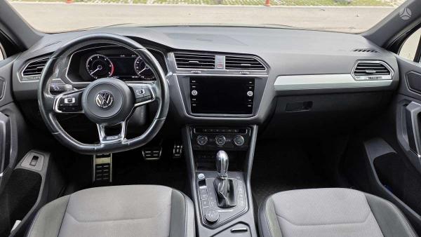 Melns Volkswagen Tiguan 2018 Kauņa, ar dzinēja tilpumu 1.97 L un nobraukumu 189 tūkst. km par 19999 €, foto 8 vietnē AUTOMOTO.COM.LV