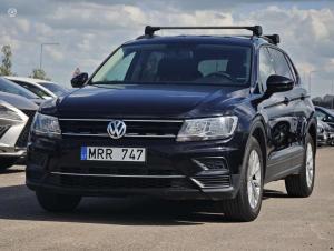 Black Volkswagen Tiguan 2018 in Vilnius, with an engine capacity of 1.98 L and mileage of 117 thousand km for 16500 €, photo 6 on AUTOMOTO.COM.LV