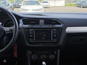 Black Volkswagen Tiguan 2018 in Vilnius, with an engine capacity of 1.98 L and mileage of 117 thousand km for 16500 €, photo 11 on AUTOMOTO.COM.LV