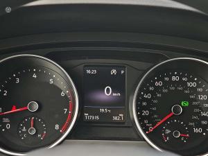 Black Volkswagen Tiguan 2018 in Vilnius, with an engine capacity of 1.98 L and mileage of 117 thousand km for 16500 €, photo 13 on AUTOMOTO.COM.LV