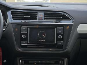 Black Volkswagen Tiguan 2018 in Vilnius, with an engine capacity of 1.98 L and mileage of 117 thousand km for 16500 €, photo 14 on AUTOMOTO.COM.LV