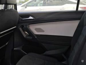 Black Volkswagen Tiguan 2018 in Vilnius, with an engine capacity of 1.98 L and mileage of 117 thousand km for 16500 €, photo 17 on AUTOMOTO.COM.LV