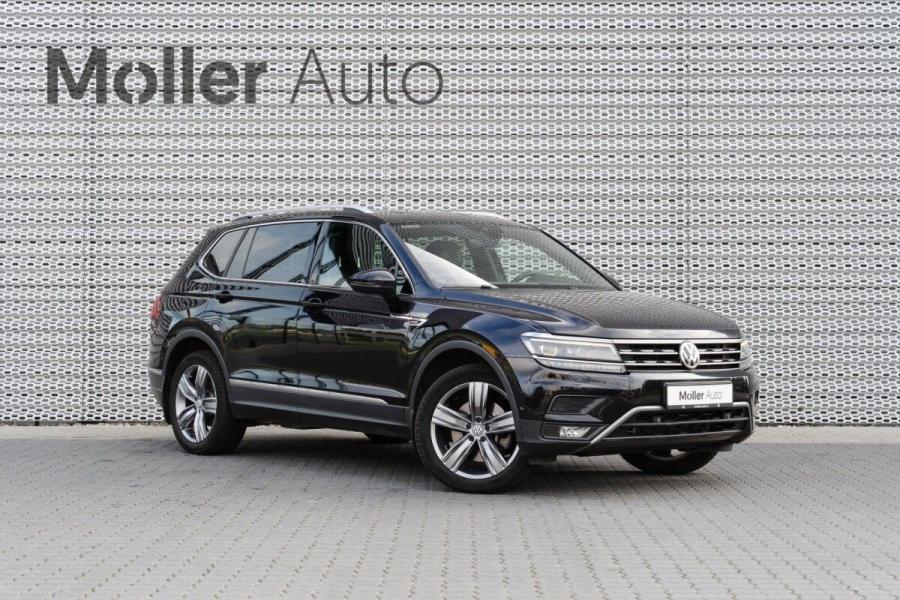 Melns Volkswagen Tiguan 2018 Mārupe, ar dzinēja tilpumu 2.00 L un nobraukumu 157 tūkst. km par 20950 €, foto 3 vietnē AUTOMOTO.COM.LV