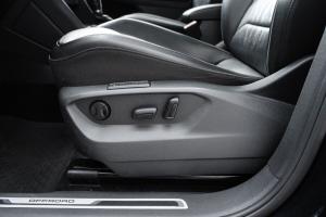 Melns Volkswagen Tiguan 2018 Mārupe, ar dzinēja tilpumu 2.00 L un nobraukumu 157 tūkst. km par 20950 €, foto 12 vietnē AUTOMOTO.COM.LV