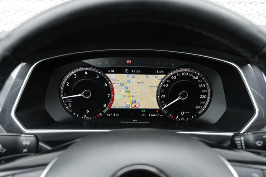 Melns Volkswagen Tiguan 2018 Mārupe, ar dzinēja tilpumu 2.00 L un nobraukumu 157 tūkst. km par 20950 €, foto 16 vietnē AUTOMOTO.COM.LV