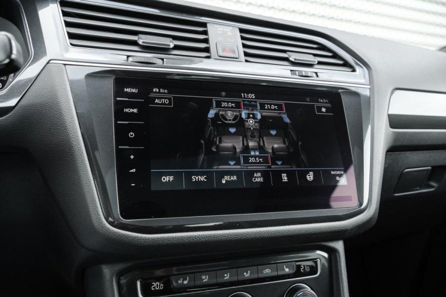 Melns Volkswagen Tiguan 2018 Mārupe, ar dzinēja tilpumu 2.00 L un nobraukumu 157 tūkst. km par 20950 €, foto 18 vietnē AUTOMOTO.COM.LV