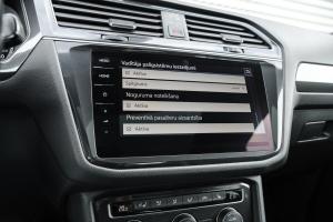 Melns Volkswagen Tiguan 2018 Mārupe, ar dzinēja tilpumu 2.00 L un nobraukumu 157 tūkst. km par 20950 €, foto 22 vietnē AUTOMOTO.COM.LV