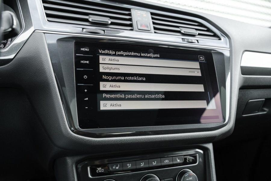 Melns Volkswagen Tiguan 2018 Mārupe, ar dzinēja tilpumu 2.00 L un nobraukumu 157 tūkst. km par 20950 €, foto 22 vietnē AUTOMOTO.COM.LV
