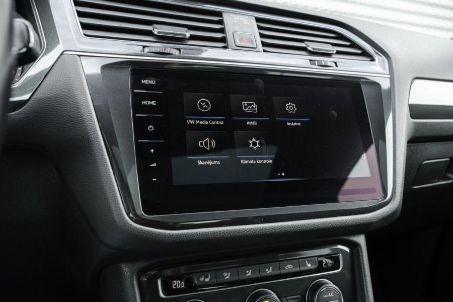 Melns Volkswagen Tiguan 2018 Mārupe, ar dzinēja tilpumu 2.00 L un nobraukumu 157 tūkst. km par 20950 €, foto 24 vietnē AUTOMOTO.COM.LV