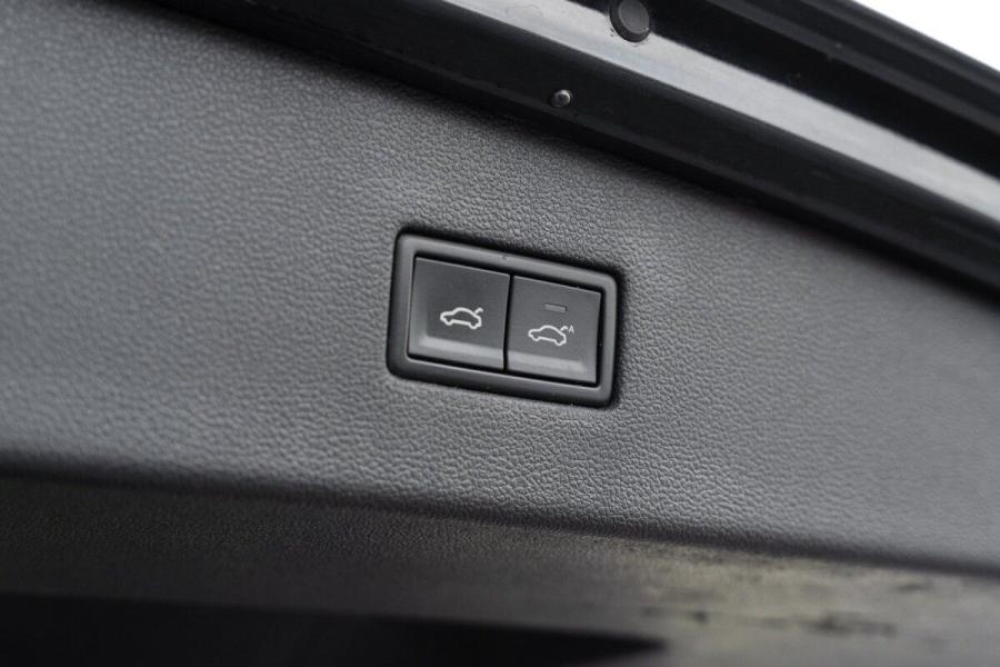 Melns Volkswagen Tiguan 2018 Mārupe, ar dzinēja tilpumu 2.00 L un nobraukumu 157 tūkst. km par 20950 €, foto 32 vietnē AUTOMOTO.COM.LV