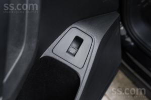 Melns Volkswagen Tiguan 2018 Rīga, ar dzinēja tilpumu 2.00 L un nobraukumu 157 tūkst. km par 20600 €, foto 9 vietnē AUTOMOTO.COM.LV