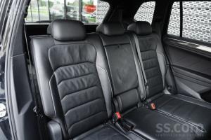 Melns Volkswagen Tiguan 2018 Rīga, ar dzinēja tilpumu 2.00 L un nobraukumu 157 tūkst. km par 20600 €, foto 30 vietnē AUTOMOTO.COM.LV
