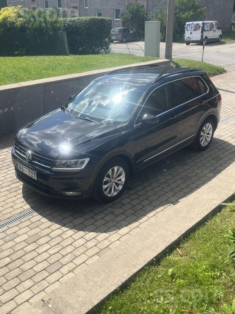 Melns Volkswagen Tiguan 2019 Kuldīga, ar dzinēja tilpumu 2.00 L un nobraukumu 95 tūkst. km par 21550 €, foto 1 vietnē AUTOMOTO.COM.LV