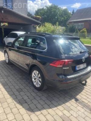 Melns Volkswagen Tiguan 2019 Kuldīga, ar dzinēja tilpumu 2.00 L un nobraukumu 95 tūkst. km par 21550 €, foto 12 vietnē AUTOMOTO.COM.LV