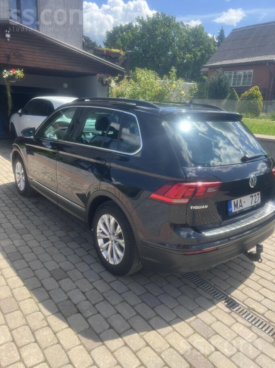 Melns Volkswagen Tiguan 2019 Kuldīga, ar dzinēja tilpumu 2.00 L un nobraukumu 95 tūkst. km par 21550 €, foto 12 vietnē AUTOMOTO.COM.LV
