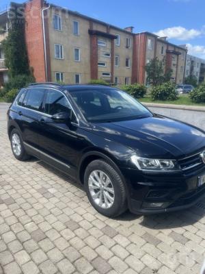 Melns Volkswagen Tiguan 2019 Kuldīga, ar dzinēja tilpumu 2.00 L un nobraukumu 95 tūkst. km par 21550 €, foto 14 vietnē AUTOMOTO.COM.LV