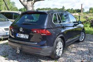 Melns Volkswagen Tiguan 2019 Kuldīga, ar dzinēja tilpumu 2.00 L un nobraukumu 0 tūkst. km par 21550 €, foto 2 vietnē AUTOMOTO.COM.LV