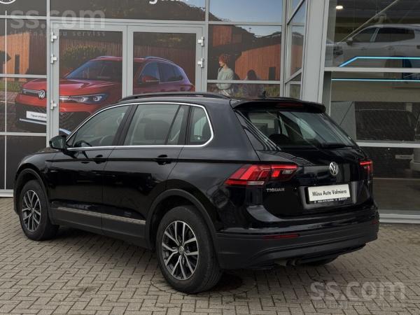 Melns Volkswagen Tiguan 2019 Valmiera, ar dzinēja tilpumu 2.00 L un nobraukumu 240 tūkst. km par 17900 €, foto 4 vietnē AUTOMOTO.COM.LV