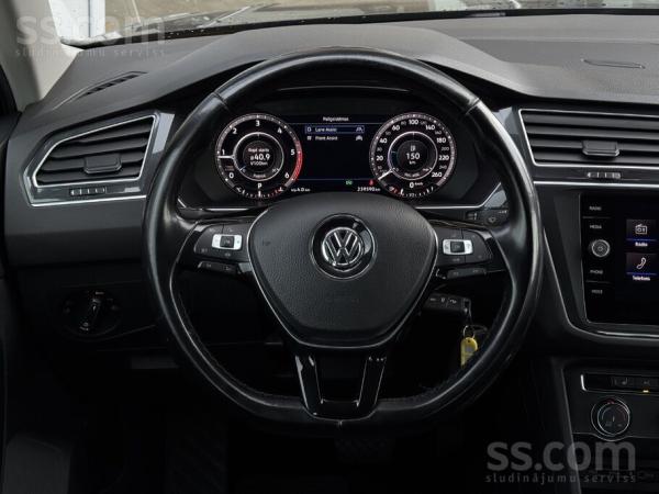 Melns Volkswagen Tiguan 2019 Valmiera, ar dzinēja tilpumu 2.00 L un nobraukumu 240 tūkst. km par 17900 €, foto 9 vietnē AUTOMOTO.COM.LV