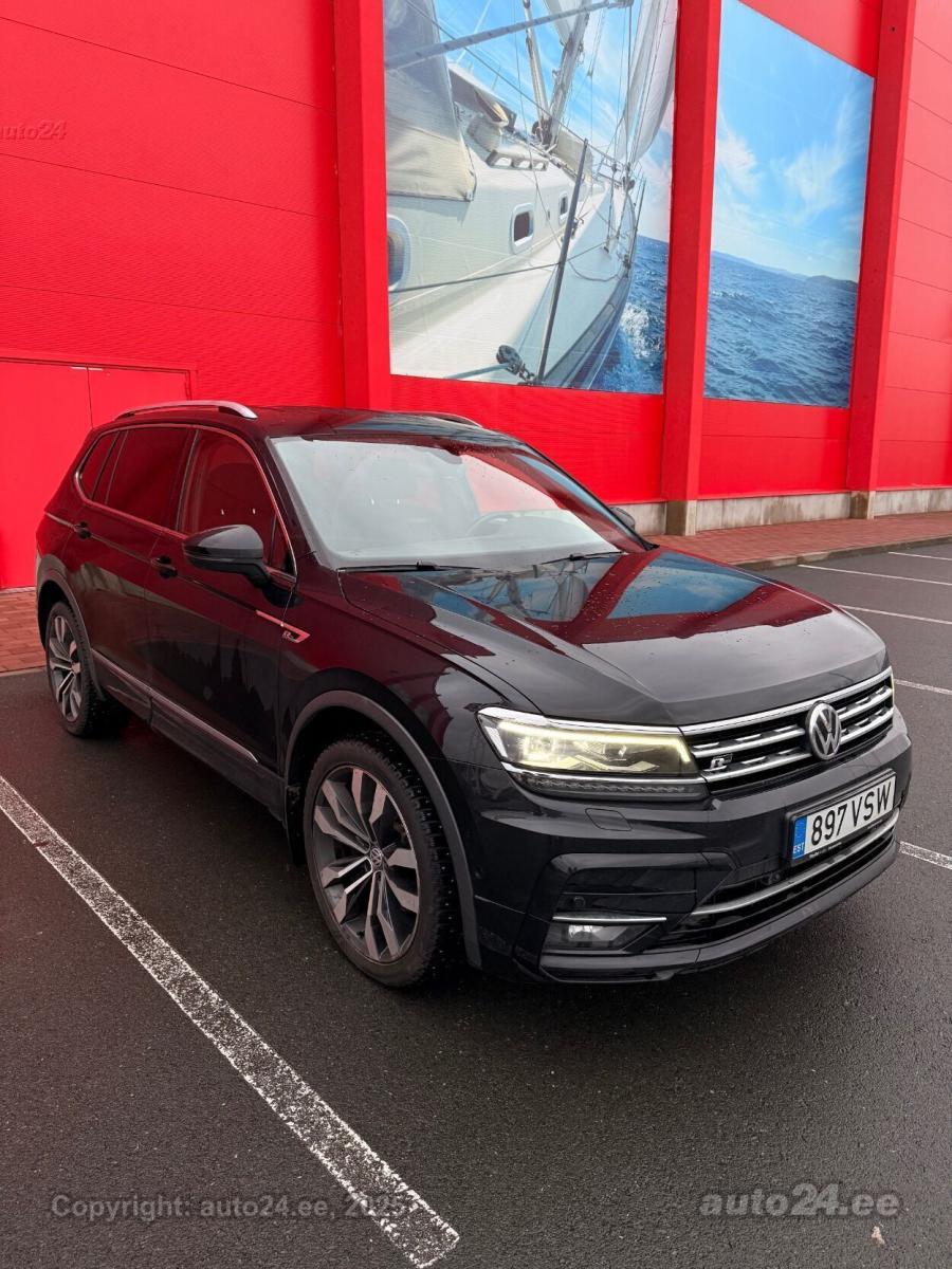 Black Volkswagen Tiguan 2019 in Tallinn, with an engine capacity of 2.00 L and mileage of 95 thousand km for 21999 €, photo 2 on AUTOMOTO.COM.LV