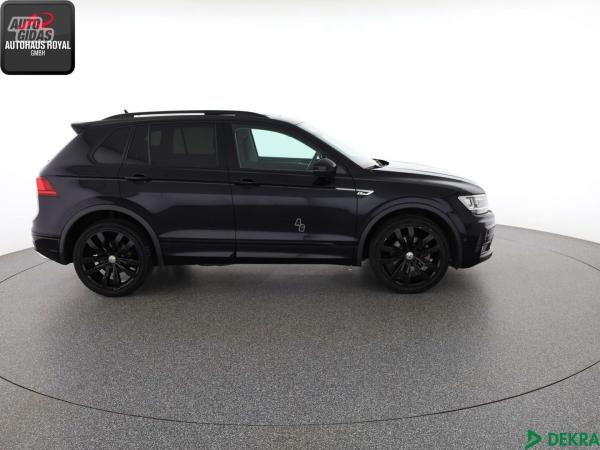 Black Volkswagen Tiguan 2019 in Kaunas, with an engine capacity of 2.00 L and mileage of 78 thousand km for 32164 €, photo 6 on AUTOMOTO.COM.LV