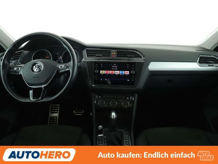 Melns Volkswagen Tiguan 2019 Kauņa, ar dzinēja tilpumu 1.50 L un nobraukumu 71 tūkst. km par 23657 €, foto 12 vietnē AUTOMOTO.COM.LV