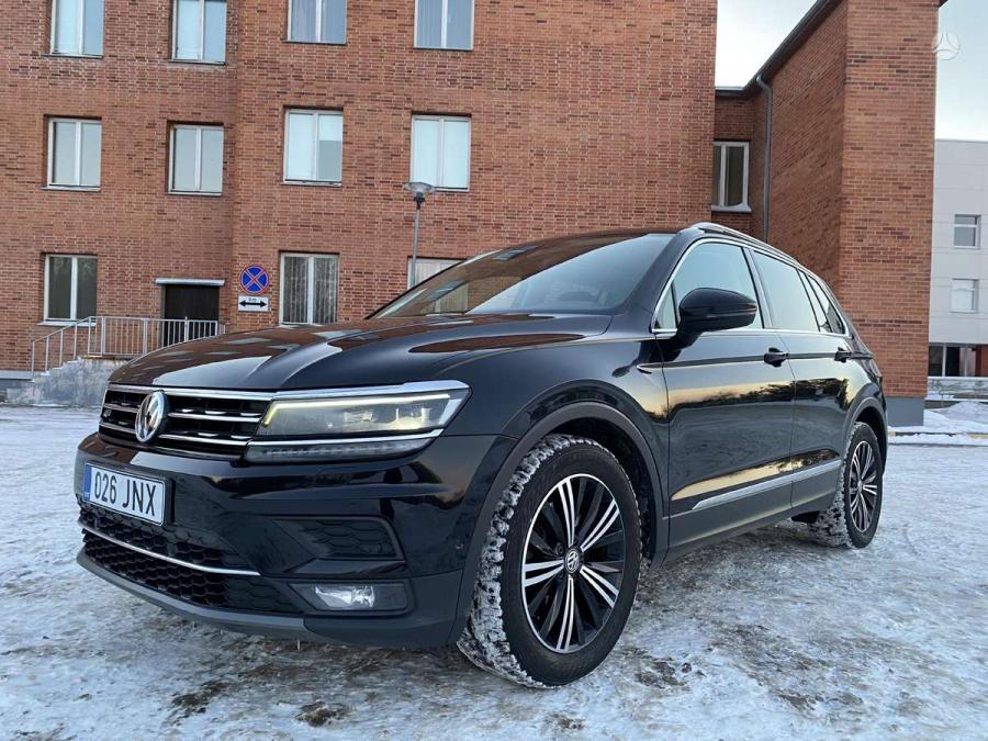 Melns Volkswagen Tiguan 2019 Šauļi, ar dzinēja tilpumu 1.97 L un nobraukumu 171 tūkst. km par 18000 €, foto 1 vietnē AUTOMOTO.COM.LV