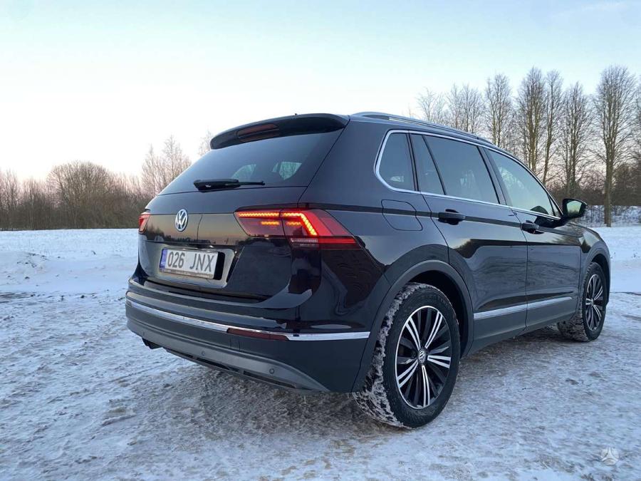 Melns Volkswagen Tiguan 2019 Šauļi, ar dzinēja tilpumu 1.97 L un nobraukumu 171 tūkst. km par 18000 €, foto 6 vietnē AUTOMOTO.COM.LV