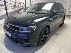 Black Volkswagen Tiguan 2019 in Panevezys, with an engine capacity of 1.97 L and mileage of 97 thousand km for 27900 €, photo  on AUTOMOTO.COM.LV