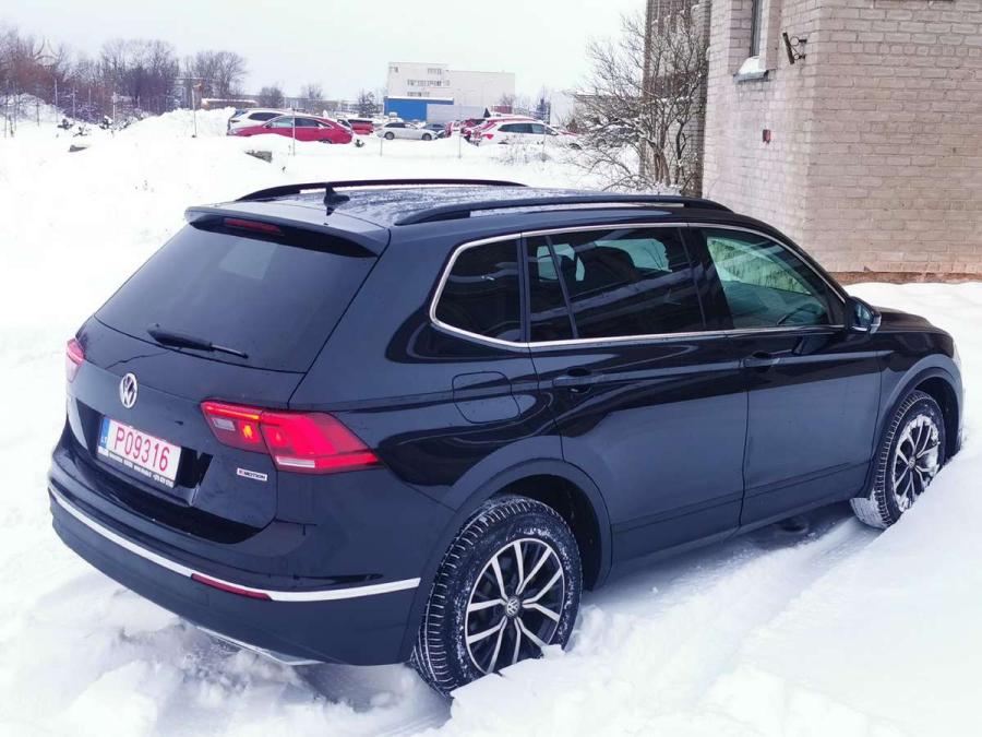 Melns Volkswagen Tiguan 2019 Klaipėda, ar dzinēja tilpumu 1.98 L un nobraukumu 125 tūkst. km par 15300 €, foto 7 vietnē AUTOMOTO.COM.LV