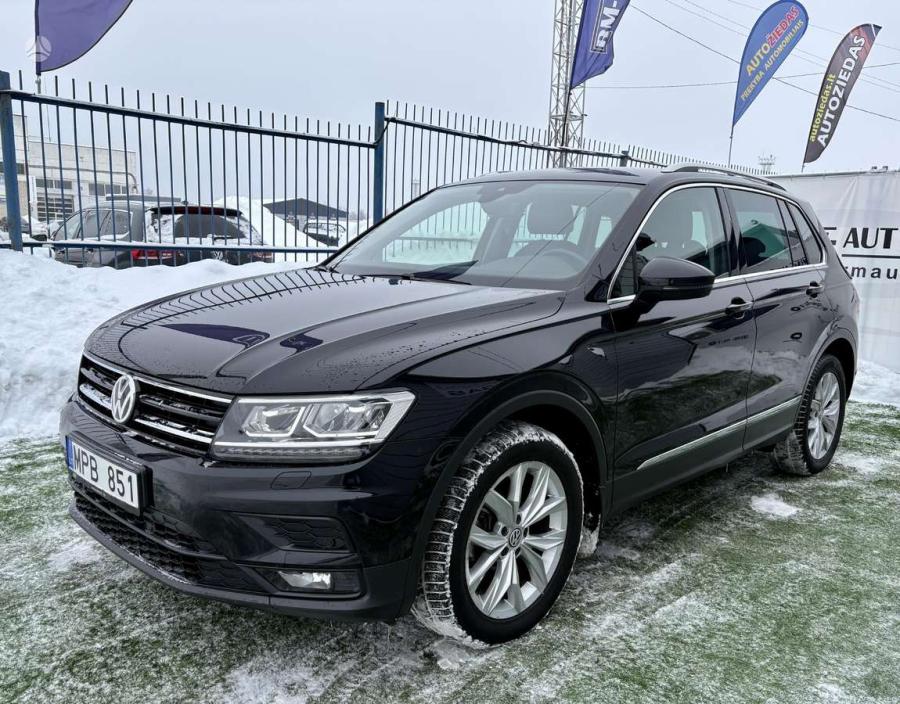 Melns Volkswagen Tiguan 2019 Panevēža, ar dzinēja tilpumu 2.00 L un nobraukumu 102 tūkst. km par 17500 €, foto 1 vietnē AUTOMOTO.COM.LV