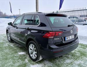 Melns Volkswagen Tiguan 2019 Panevēža, ar dzinēja tilpumu 2.00 L un nobraukumu 102 tūkst. km par 17500 €, foto 9 vietnē AUTOMOTO.COM.LV