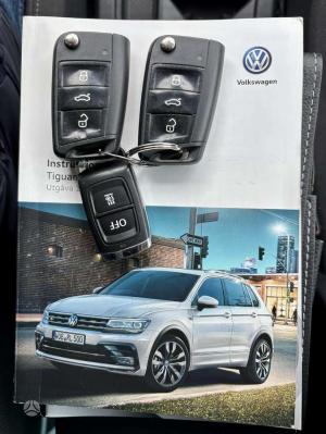 Melns Volkswagen Tiguan 2019 Panevēža, ar dzinēja tilpumu 2.00 L un nobraukumu 102 tūkst. km par 17500 €, foto 27 vietnē AUTOMOTO.COM.LV