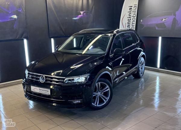 Melns Volkswagen Tiguan 2019 Avižieniai, ar dzinēja tilpumu 2.00 L un nobraukumu 178 tūkst. km par 20950 €, foto 1 vietnē AUTOMOTO.COM.LV
