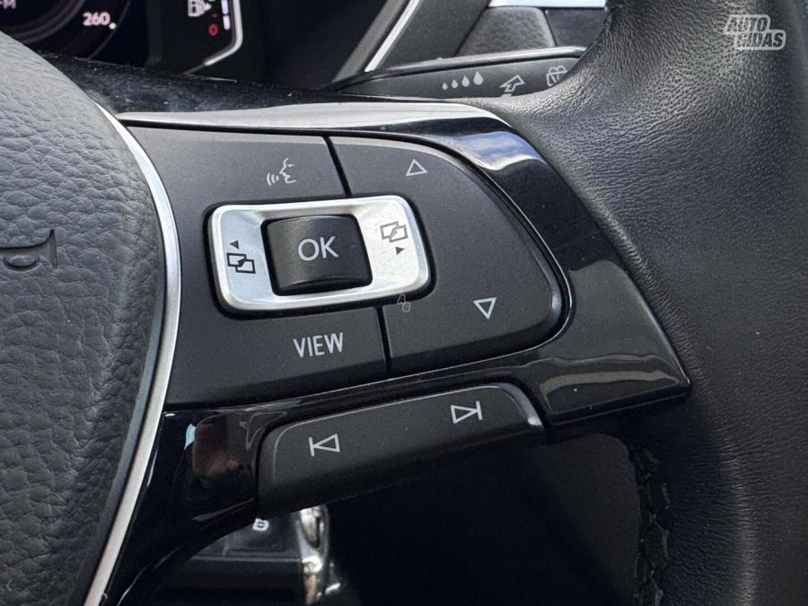 Melns Volkswagen Tiguan 2019 Avižieniai, ar dzinēja tilpumu 2.00 L un nobraukumu 178 tūkst. km par 20950 €, foto 19 vietnē AUTOMOTO.COM.LV