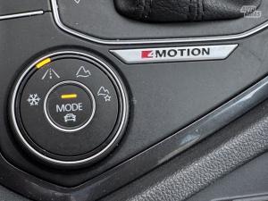 Melns Volkswagen Tiguan 2019 Avižieniai, ar dzinēja tilpumu 2.00 L un nobraukumu 178 tūkst. km par 20950 €, foto 27 vietnē AUTOMOTO.COM.LV