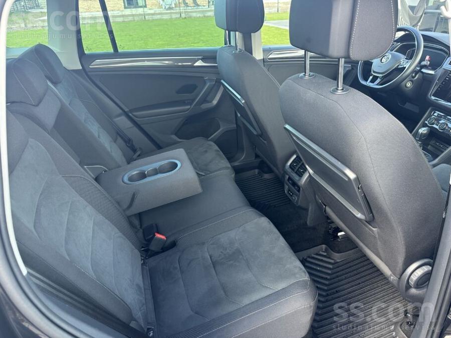 Melns Volkswagen Tiguan 2019 Rīga, ar dzinēja tilpumu 2.00 L un nobraukumu 184 tūkst. km par 19900 €, foto 16 vietnē AUTOMOTO.COM.LV