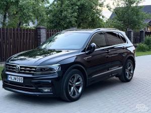 Черный Фольксваген Тигуан 2019 в Паневежис, объемом двигателя 2.00 л и пробегом 140 тыс. км за 22000 €, фото 3 на AUTOMOTO.COM.LV
