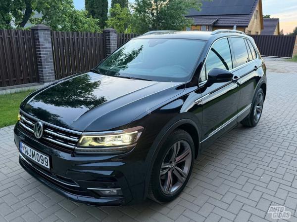 Melns Volkswagen Tiguan 2019 Panevēža, ar dzinēja tilpumu 2.00 L un nobraukumu 140 tūkst. km par 22000 €, foto 3 vietnē AUTOMOTO.COM.LV