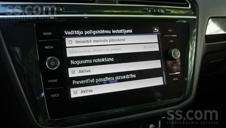 Черный Фольксваген Тигуан 2019 в Рига, объемом двигателя 2.00 л и пробегом 273 тыс. км за 14250 €, фото 26 на AUTOMOTO.COM.LV