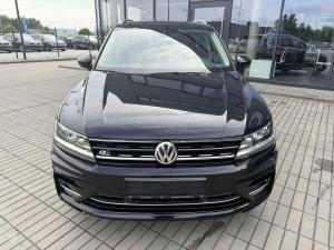 Melns Volkswagen Tiguan 2019 Kauņa, ar dzinēja tilpumu 1.50 L un nobraukumu 185 tūkst. km par 17900 €, foto 3 vietnē AUTOMOTO.COM.LV