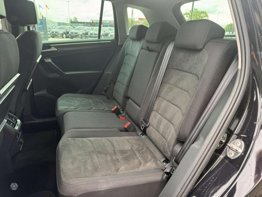Melns Volkswagen Tiguan 2019 Kauņa, ar dzinēja tilpumu 1.50 L un nobraukumu 185 tūkst. km par 17900 €, foto 10 vietnē AUTOMOTO.COM.LV